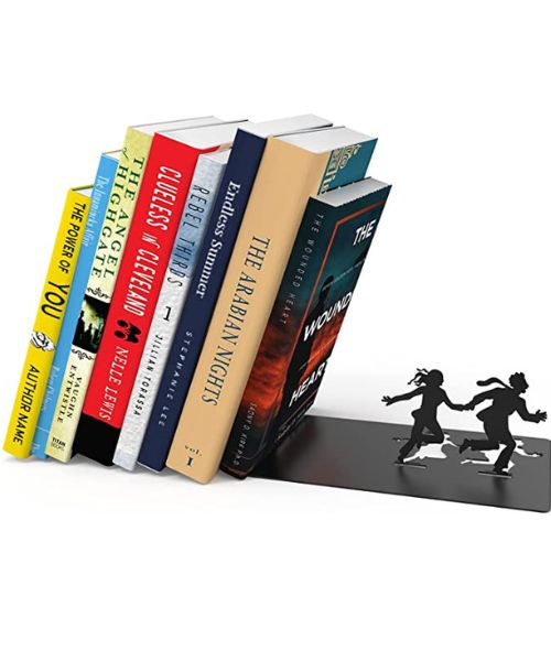 With Unforgettable Farewell Gifts Says Goodbye In Style ThingsFromMars.com