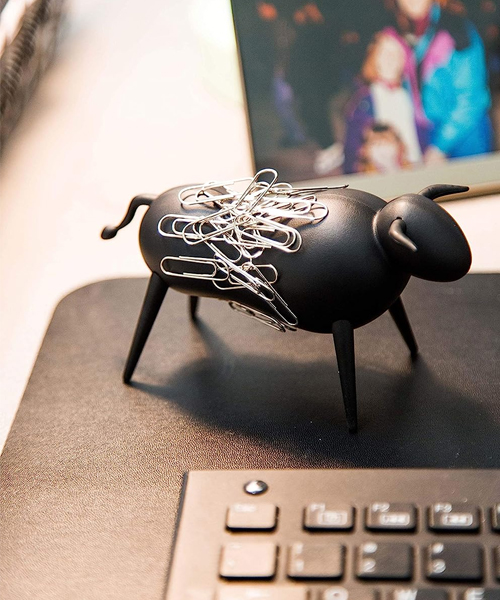 Magnetic Bull Paperclip Holder - ThingsFromMars.com