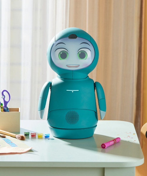 Moxie Robot for Kids - ThingsFromMars.com