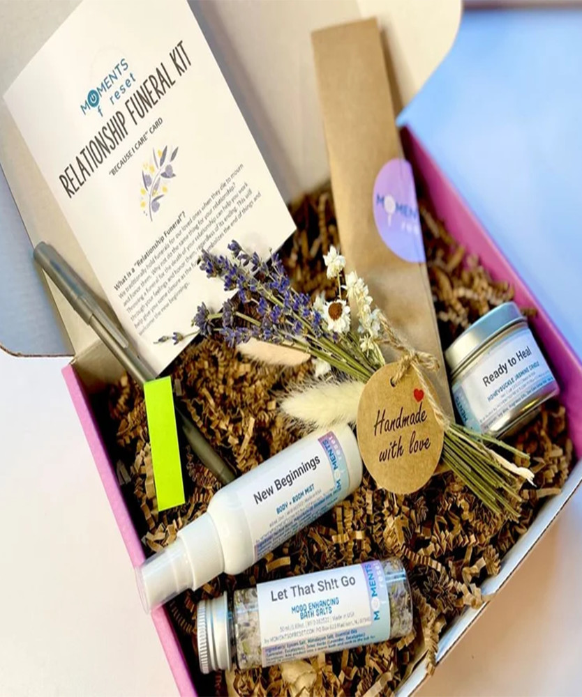 Relationship Funeral Kit - ThingsFromMars.com