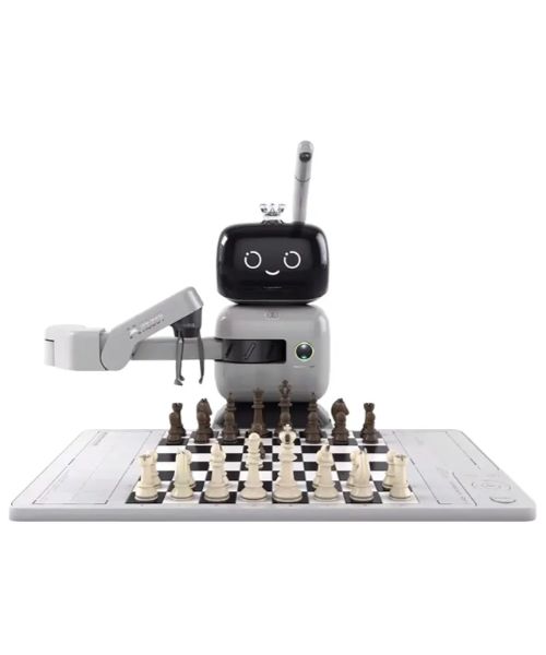 The World's First AI Chess Robot - ThingsFromMars.com