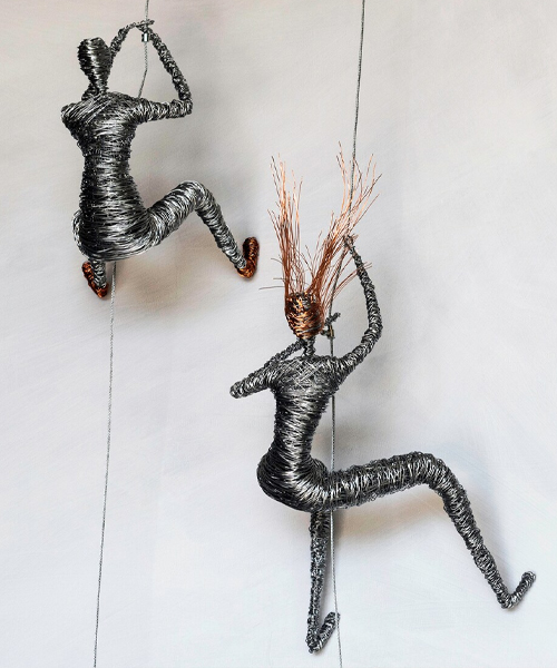 Wire sculpture Hiker - ThingsFromMars.com